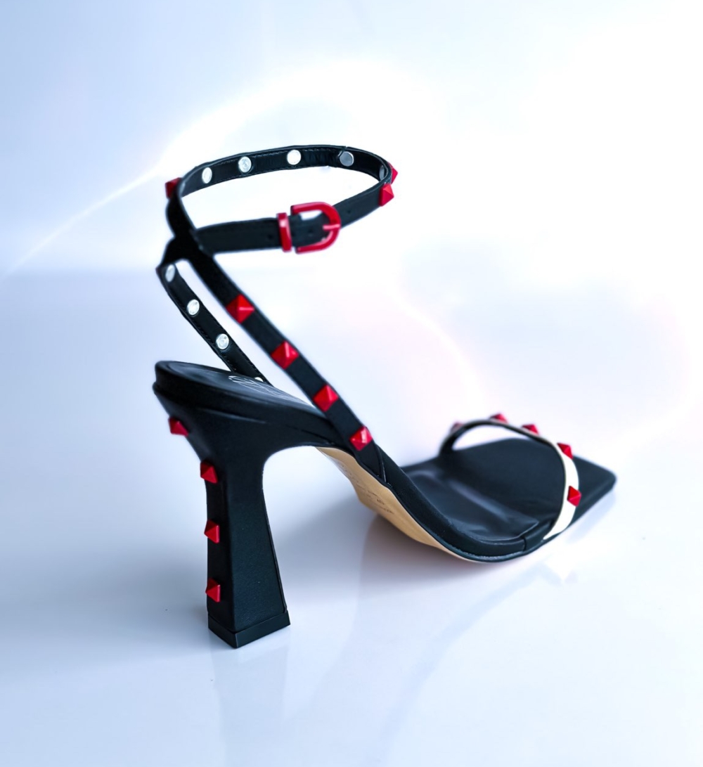 Home - Lhambi Shoe Store (Up to Eur 45)| Lagos | Nigeria